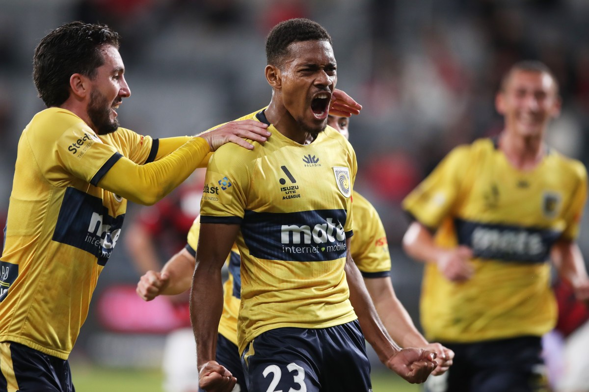 Match Preview: Western Sydney Wanderers vs Central Coast Mariners ...