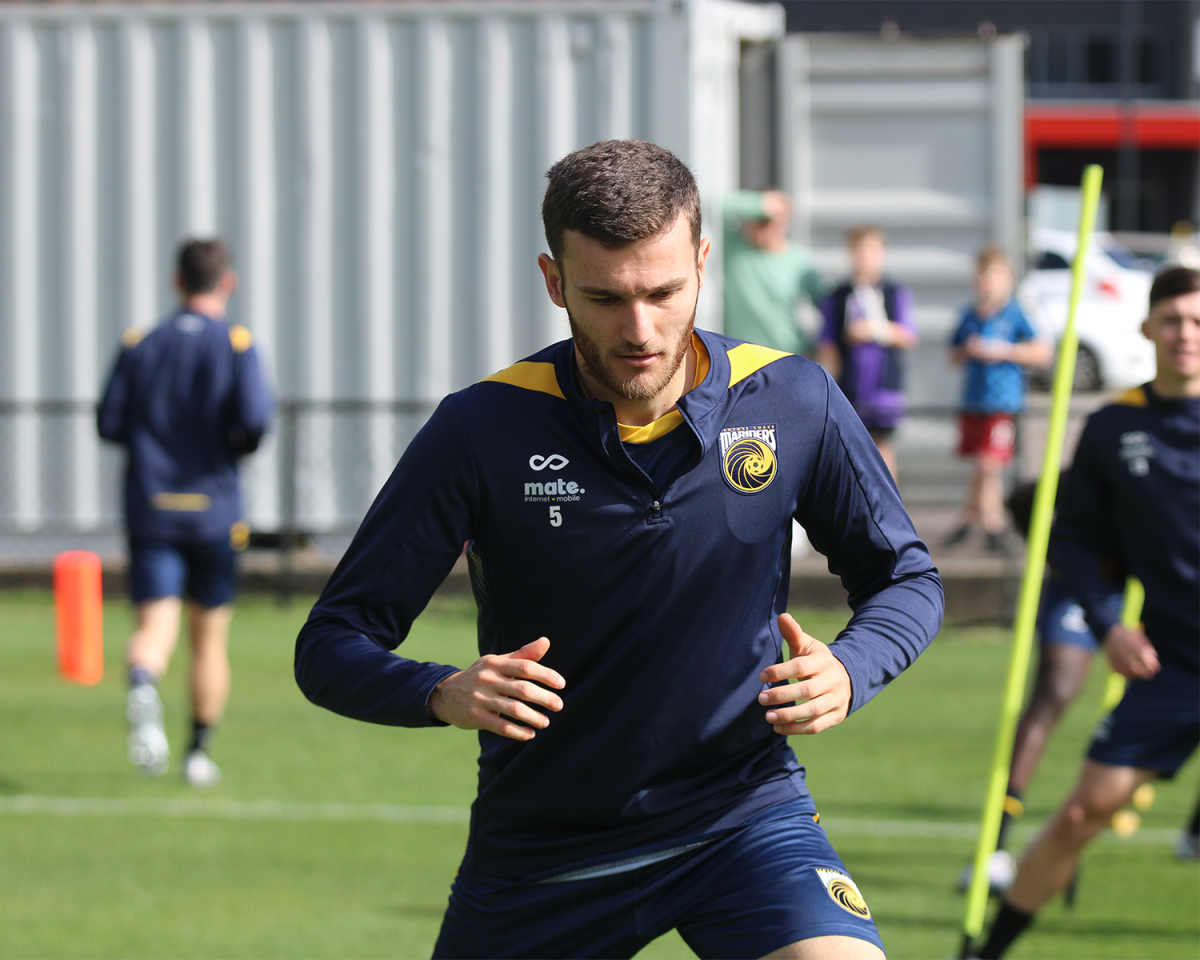 Smith loving life back on the Coast ahead of new season - Central Coast ...