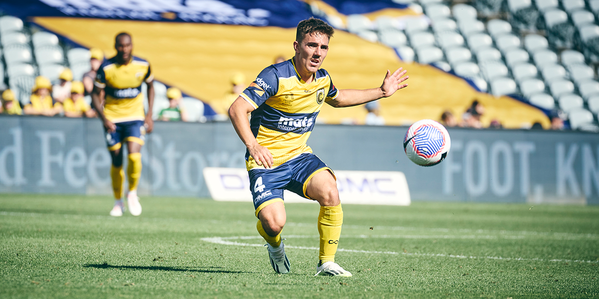 Jackson names 20-man squad to face Perth Glory - Central Coast Mariners