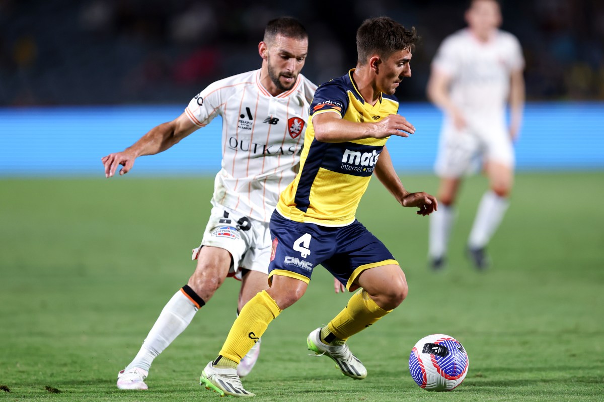 'I'm honoured' Josh Nisbet wins January PFA Player of the Month ...