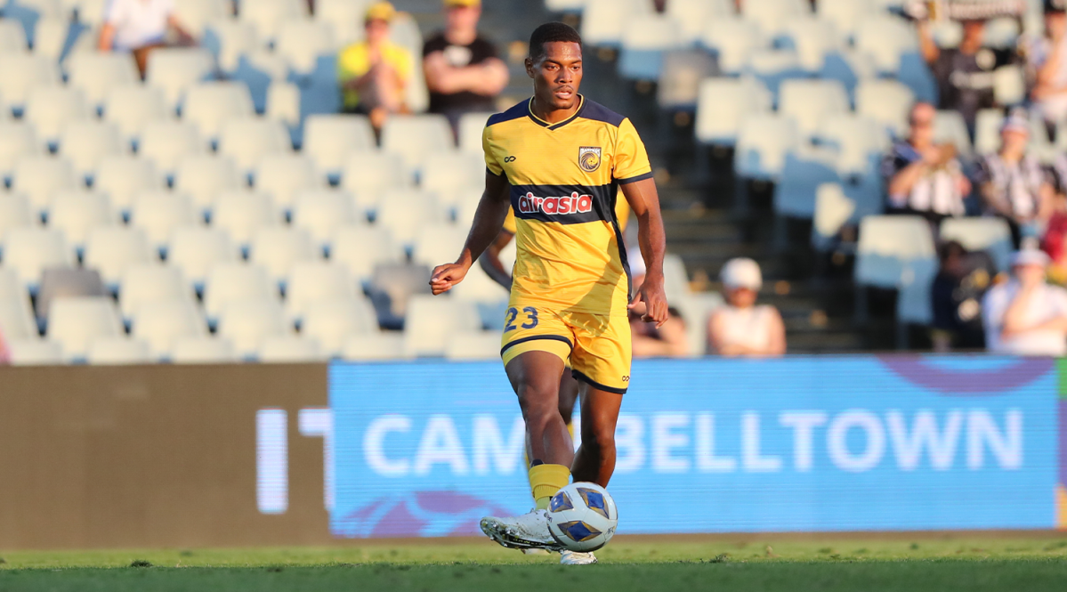 Hall ready to face Victory after stunning AFC Cup win - Central Coast ...