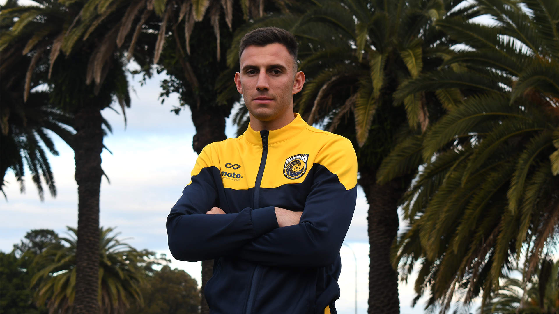 Mariners sign Australian Youth representative goalkeeper Adam Pavlesic ...